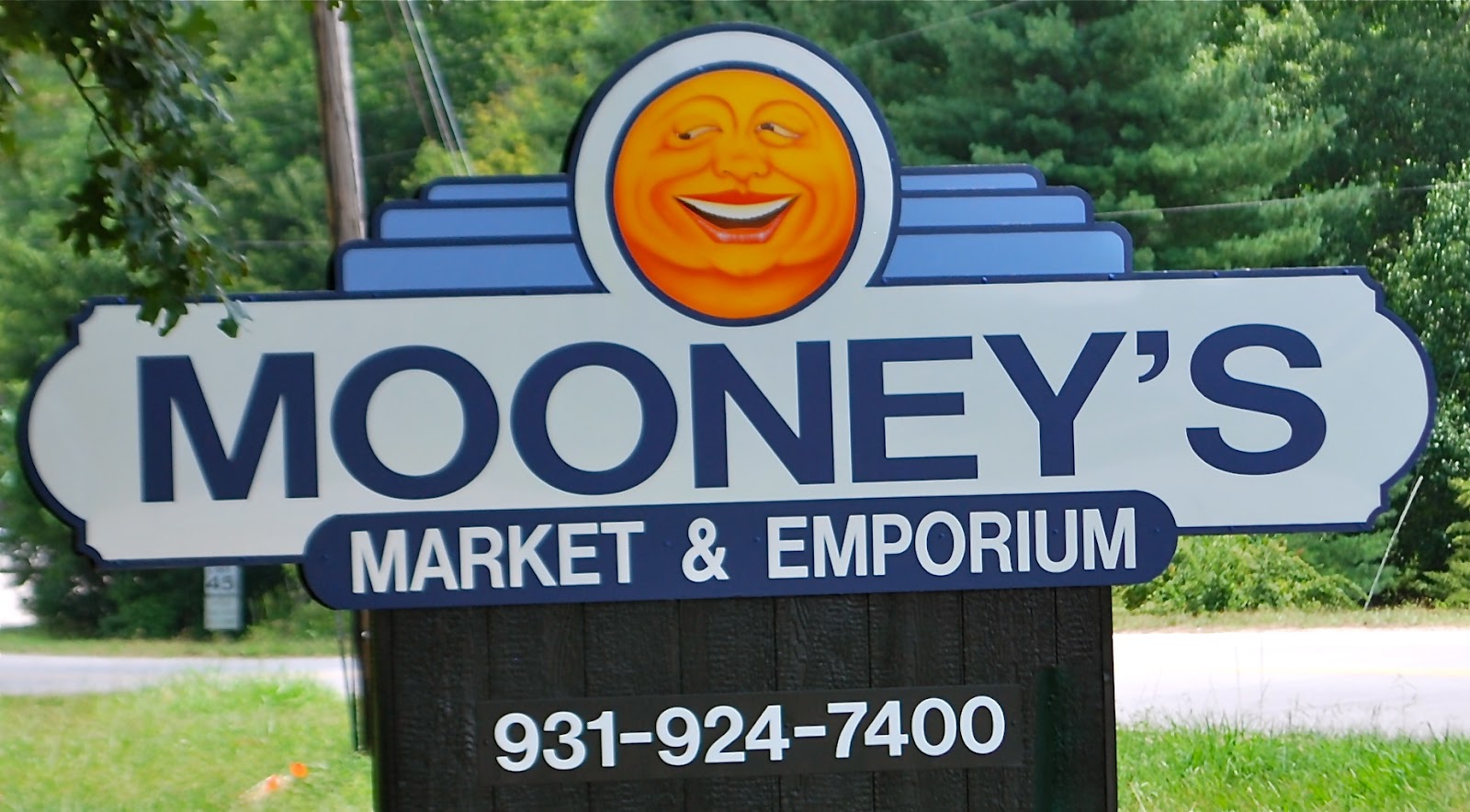 handspuncentral: Mooney's