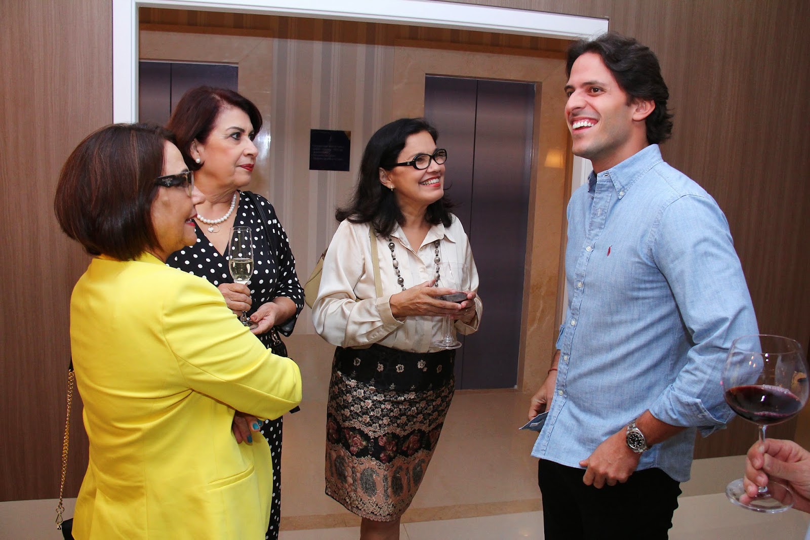 REVISTA ESTREIA : GALERIA DE FOTOS: URBS-RT LEVA CONVIDADOS PARA JANTAR ...