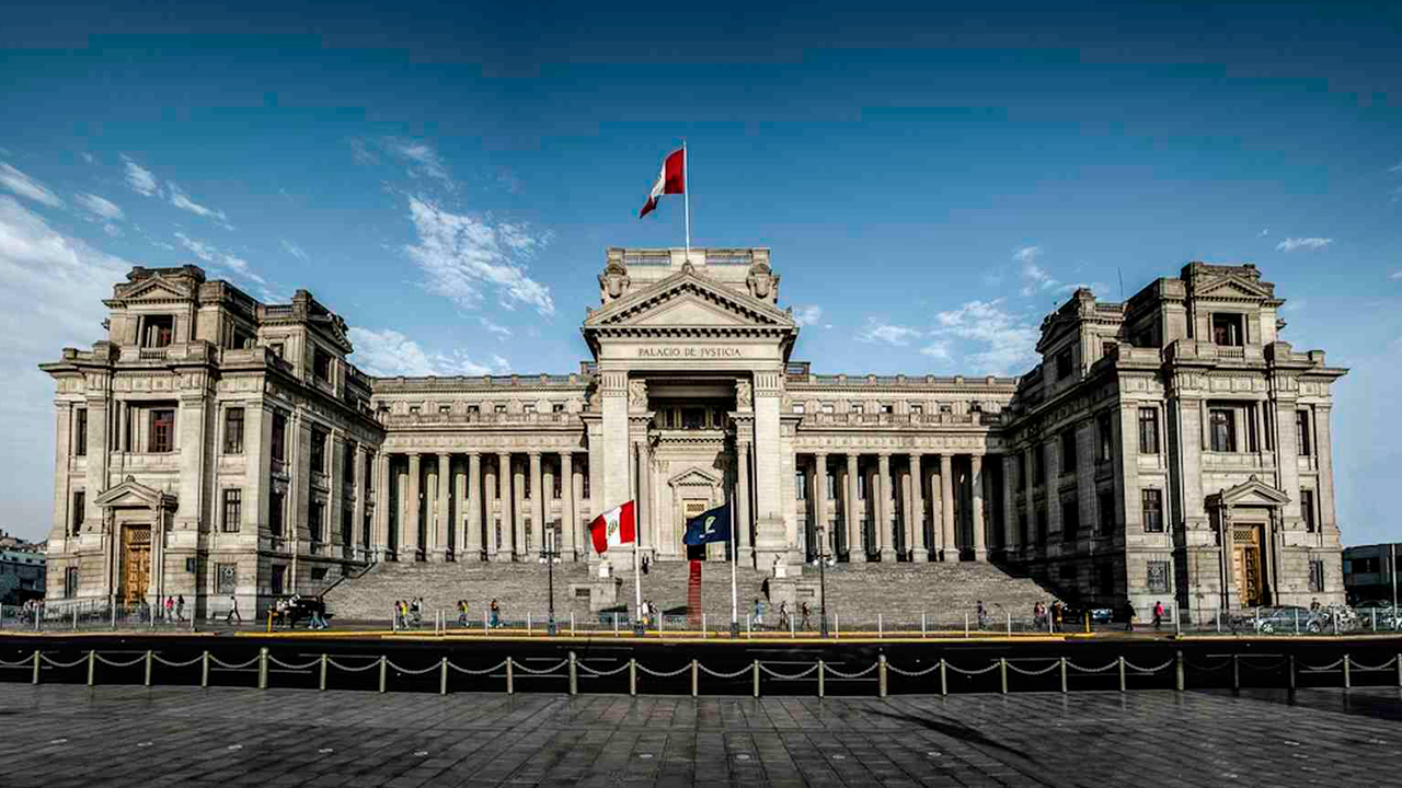 El Poder Judicial en Perú - Documental Justicia de Papel - Forjando ...