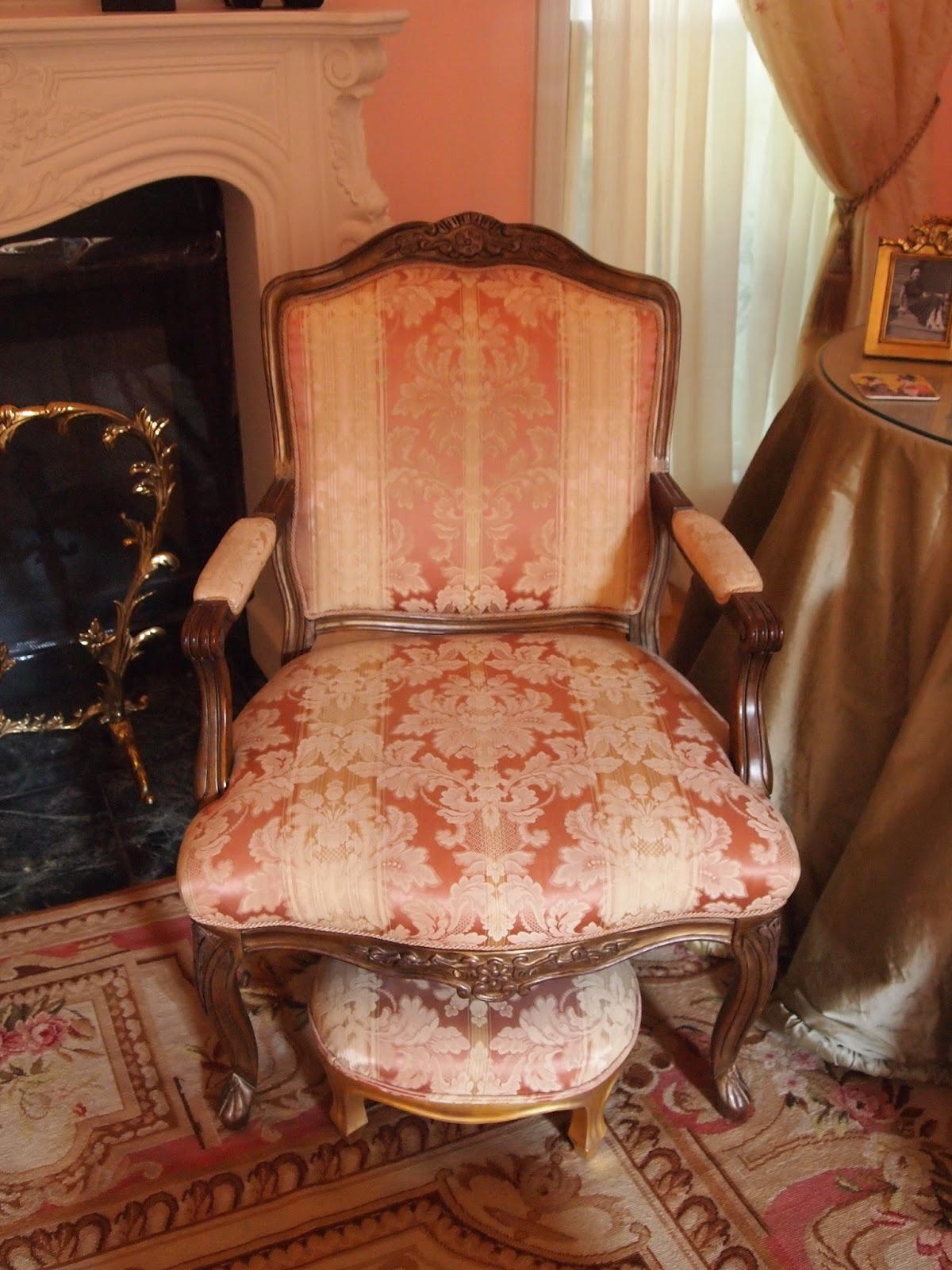 Marie Arden Pink Living: French chairs get a make over