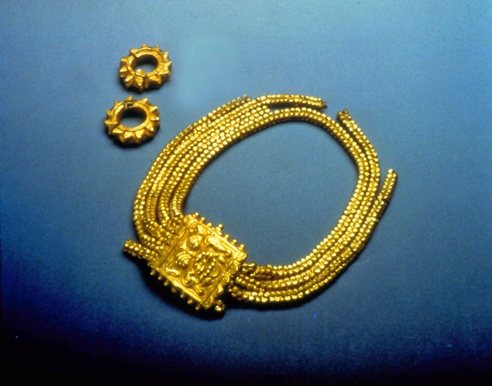 History Project : Lifestyle in early Singapore