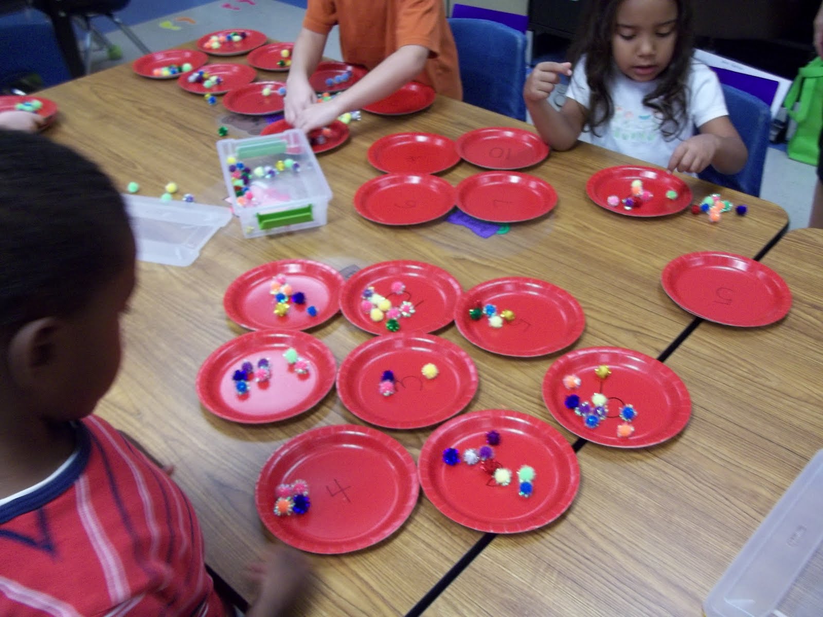 Math Tubs in Kindergarten: Math Tubs and Math Tubs