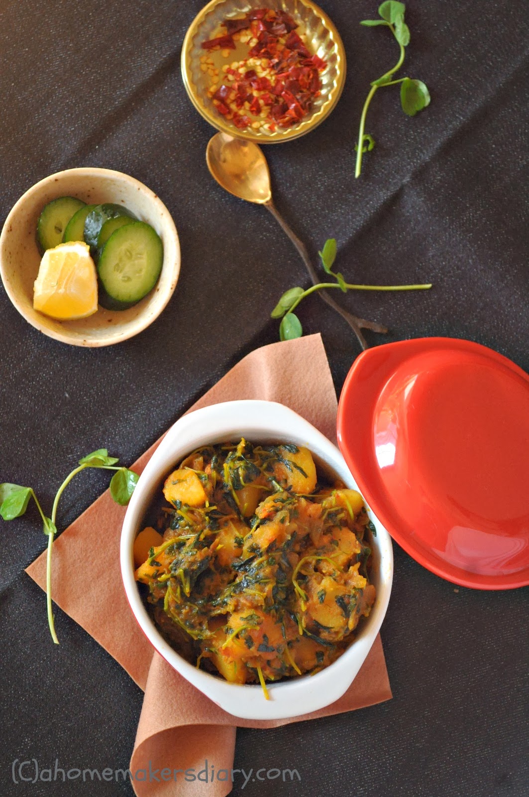Alu Methi (Potato and fresh Fenugreek leaves curry) - A Homemaker's Diary