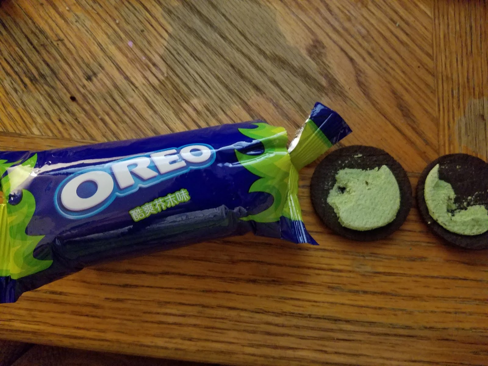 Taste Test: Buffalo Hot Wing Oreos & Wasabi Oreos ~ Preesi ... Food Whore