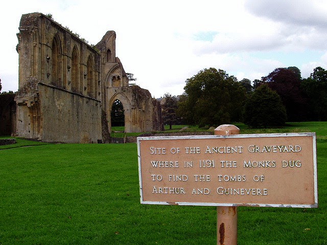 Clas Merdin: Tales from the Enchanted Island: The Burial Cross of King ...