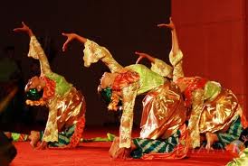 Joglo Antique: Mak Yong Traditional Performing Art