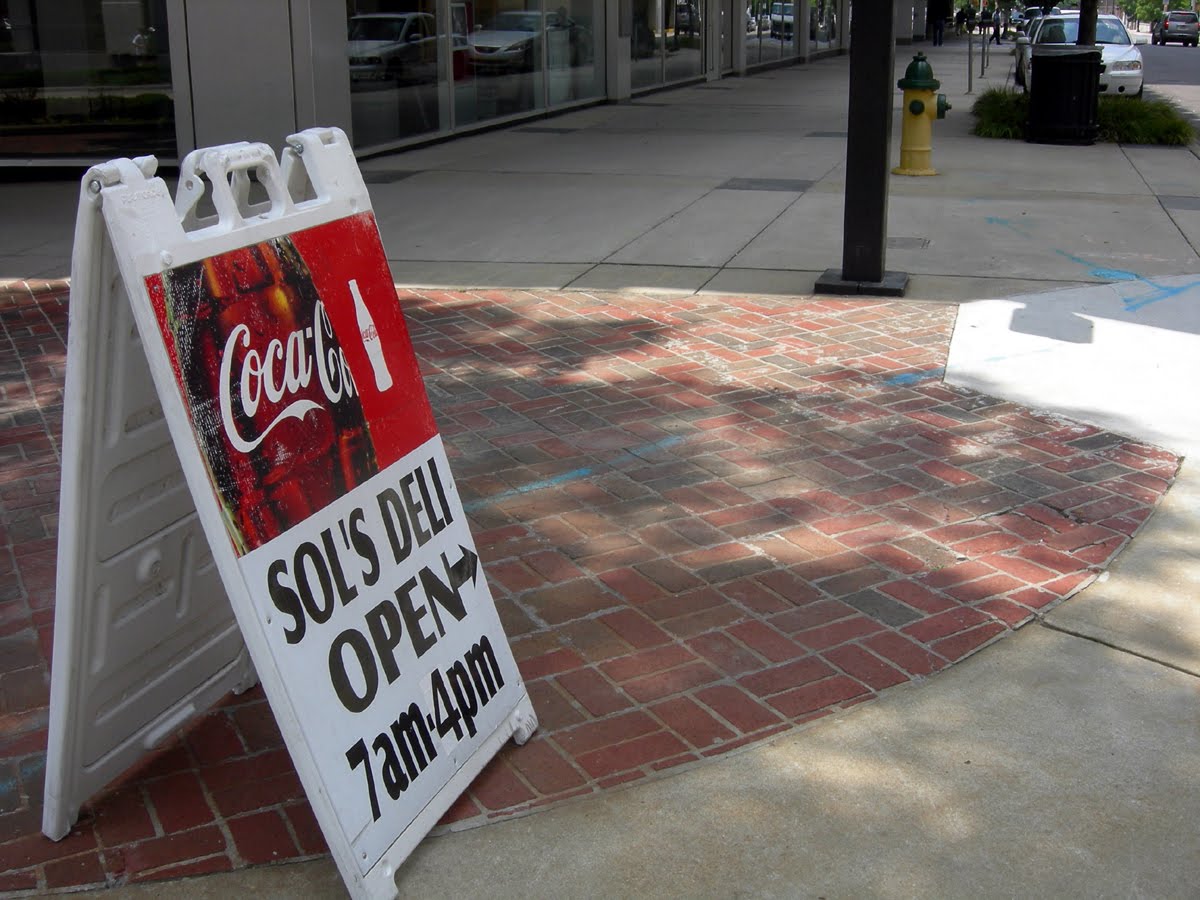 The Great Birmingham Hot Dog Tour: Sol's - Downtown