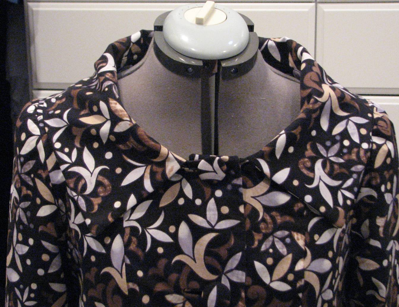 Madame Sew-and-Sew: 5 Minutes a Day to a Jacket (New Look 6736)