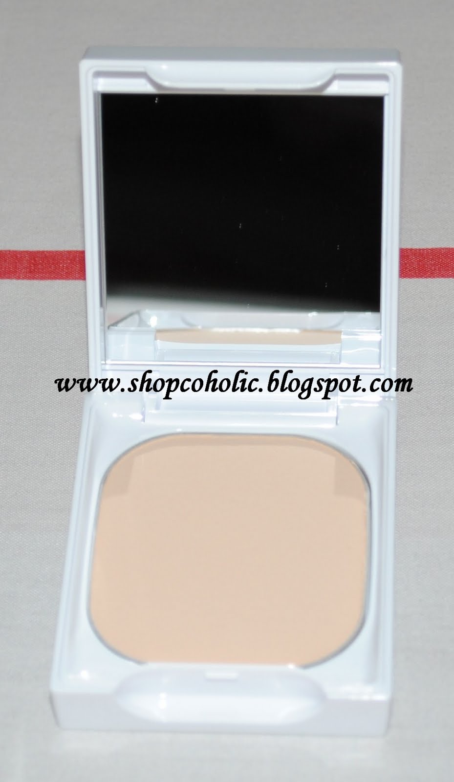 Miss Shopcoholic: Review: Kanebo Kate Mineral Powder Foundation SPF 15