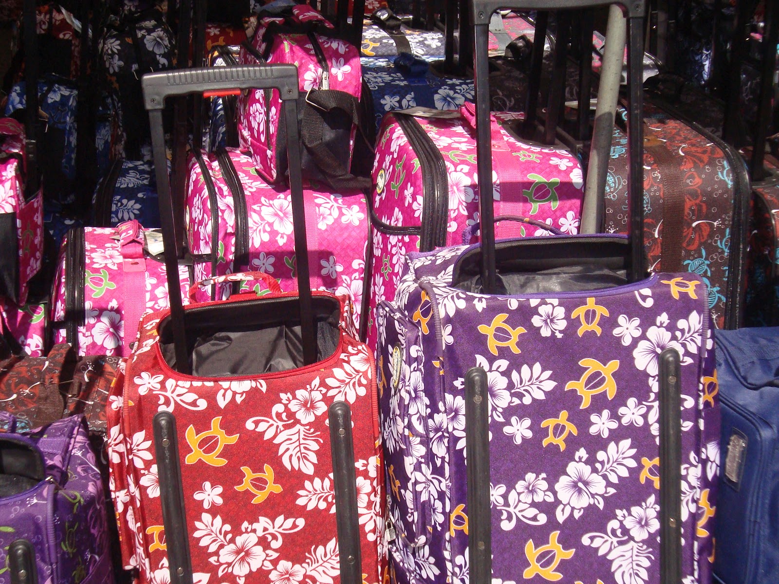 Aloha On My Mind: Aloha Stadium Swap Meet