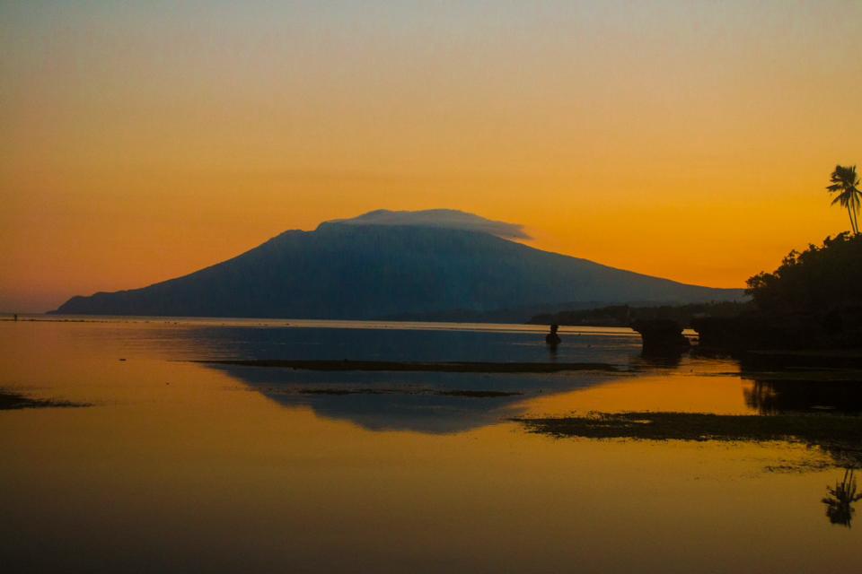 5 beautiful shots of the majestic Mt. Malindig - MARINDUQUE.GOV.PH