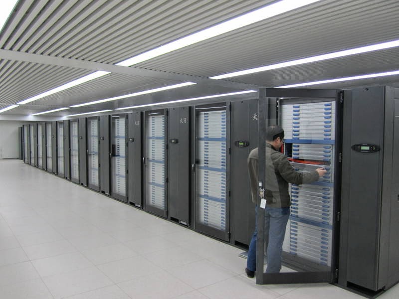 computer is useful for all : what is Supercomputer and Mainframe computer?