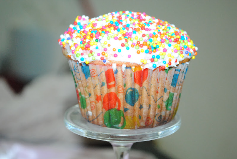 PATYSKITCHEN: CONFETTI CUPCAKES