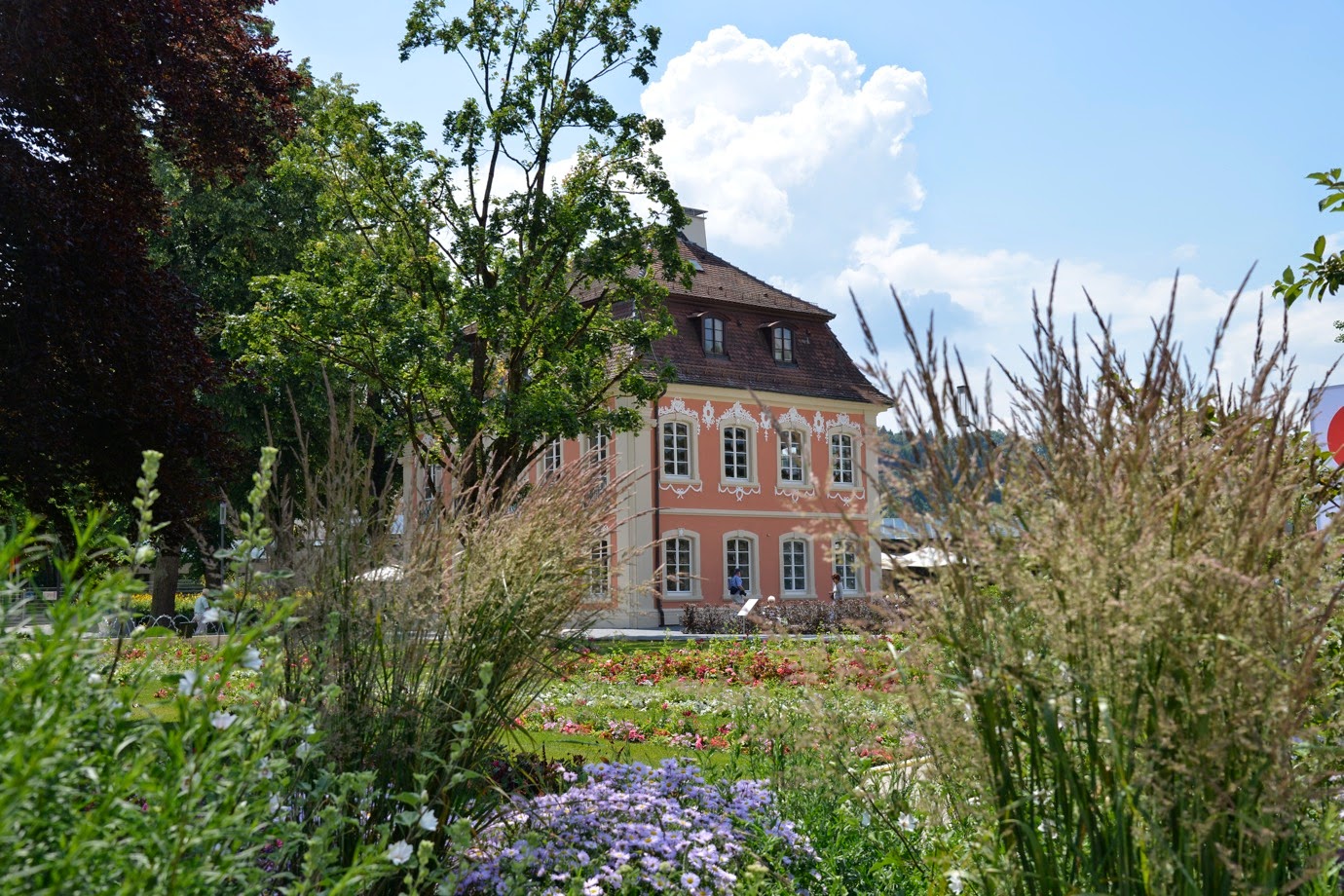 DYWYHSM: A DAY AT THE WELEDA GARDEN ...