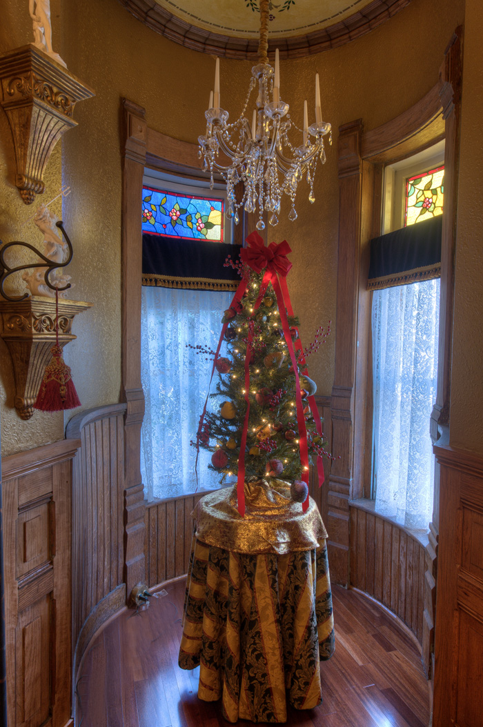 Hyperblogal: Charles B. Leach