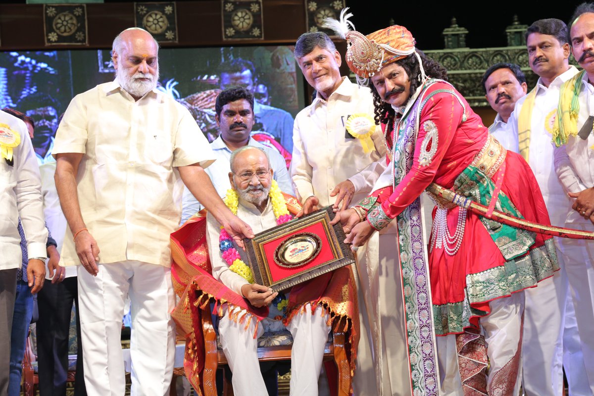 Tollywood Actor and MLA Nandamuri Balakrishna at Lepakshi Utsavam 2018 ...