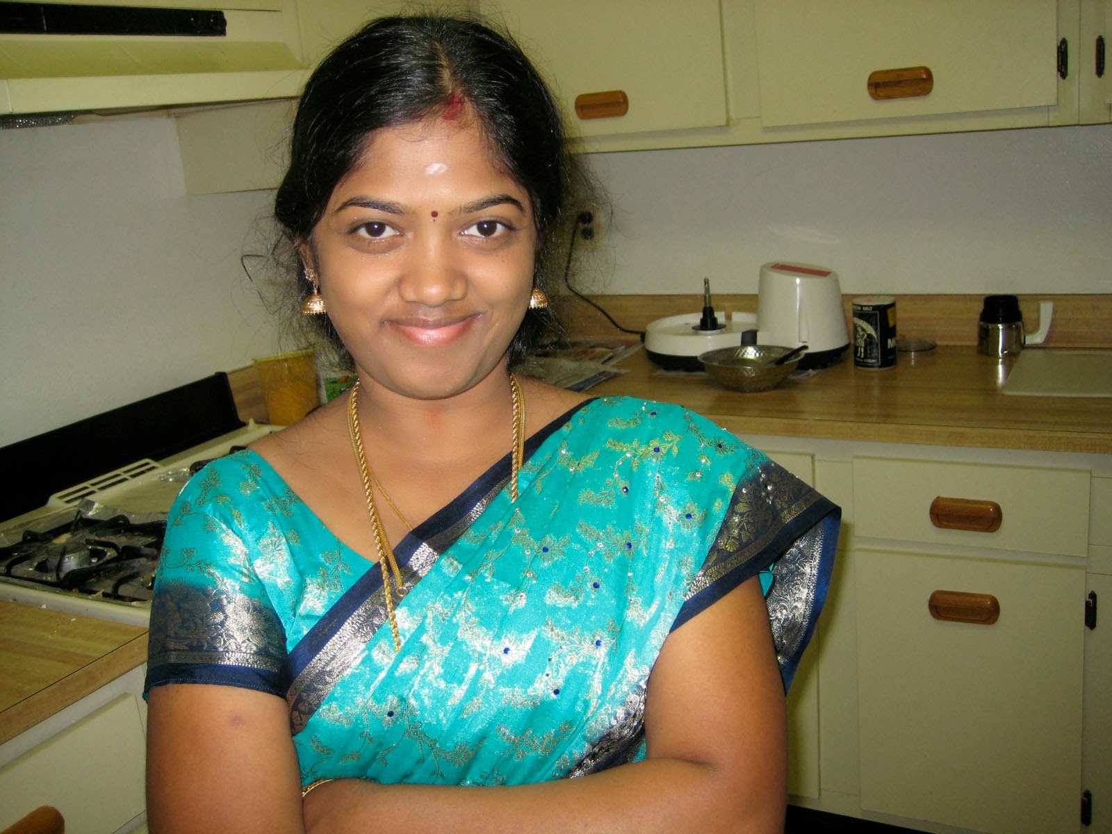 andhamina bhamalu : October 2013