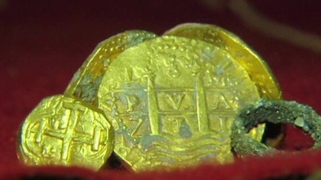 Incredible Gold Treasure Found by Booty Hunting Family Off Coast of ...