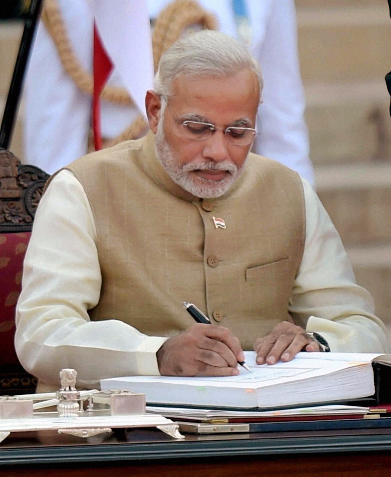 MODI SWORN IN AS 15th PRIME MINISTER OF INDIA