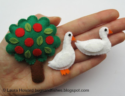 Bugs and Fishes by Lupin: How To: Make a Mini Felt Apple Tree