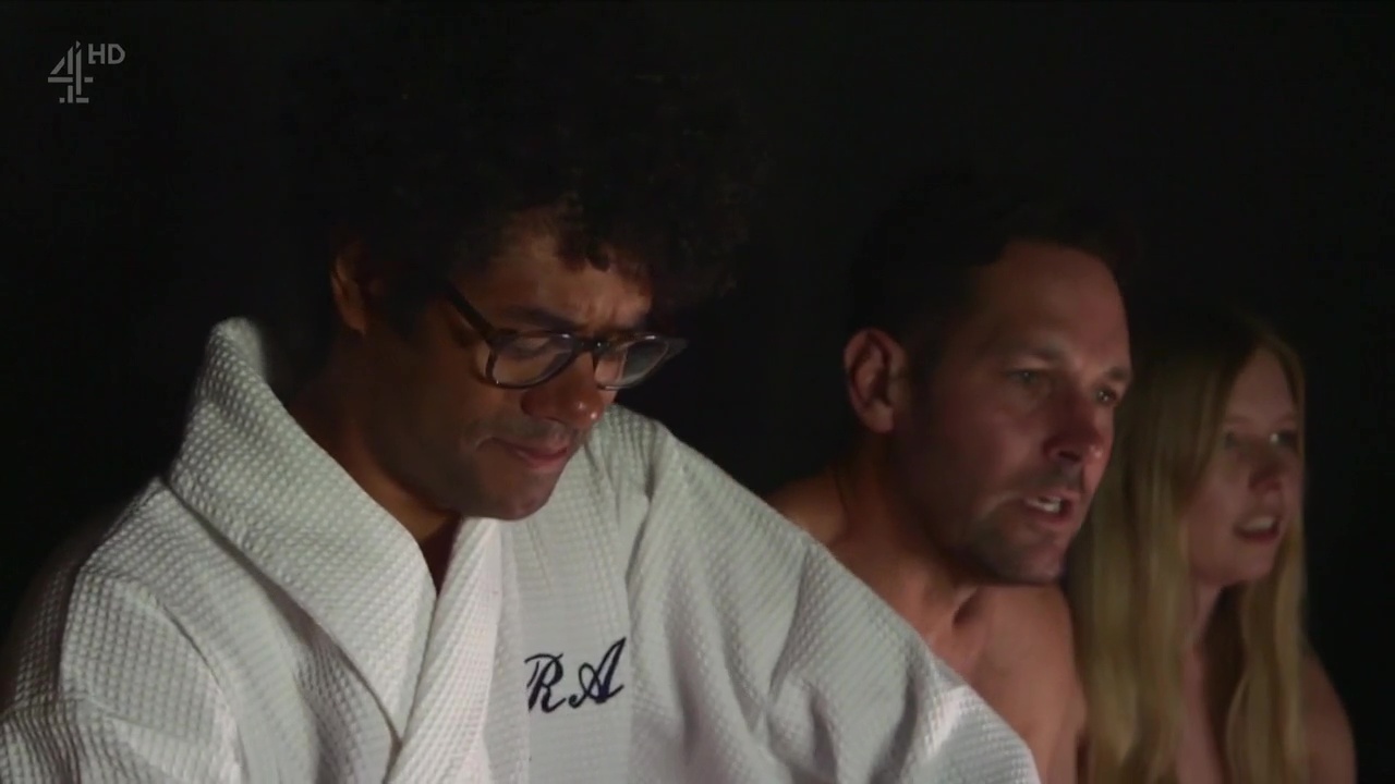 ausCAPS: Paul Rudd shirtless in Travel Man 4-02 "Helsinki"