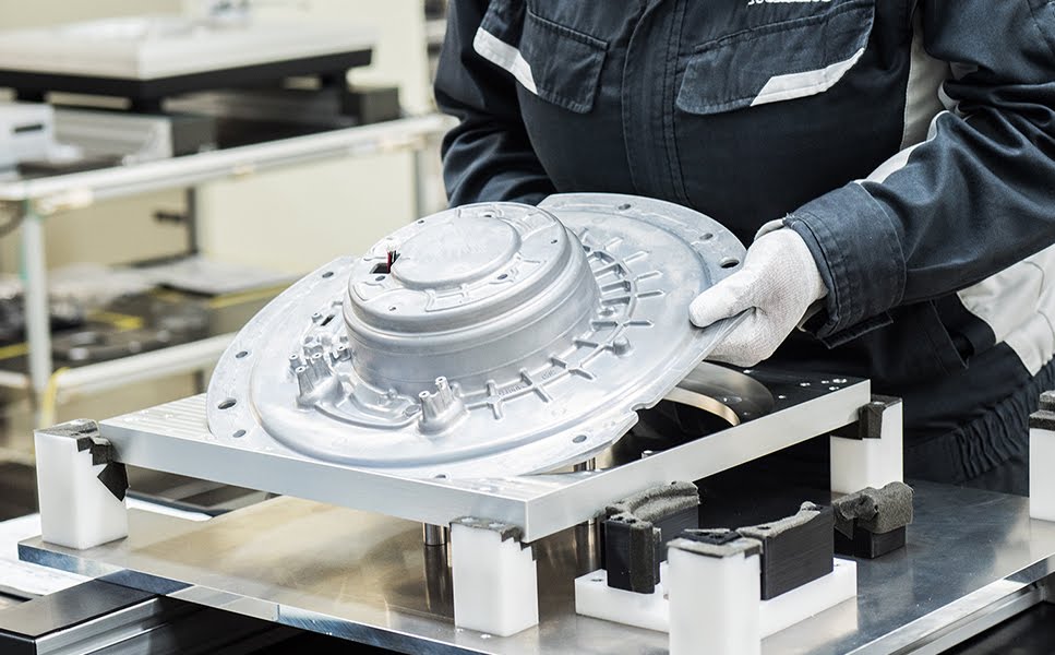 Made by Technics – Amazing Factory! – M & S | Ultimate High-Fidelity