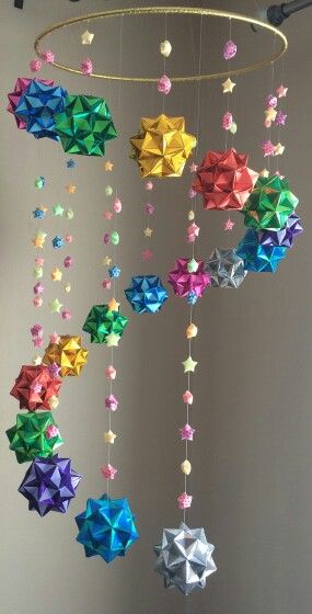 Creative & Easy Hanging Mobiles - Decor Units