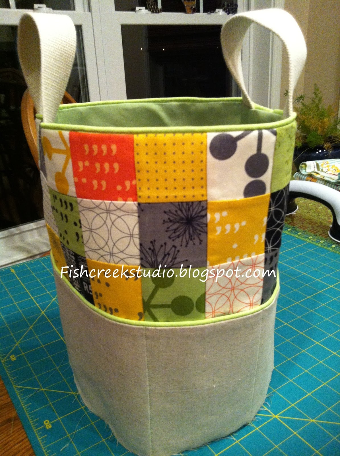 Fishcreek Studio: Charm Madness = Comma Basket!!