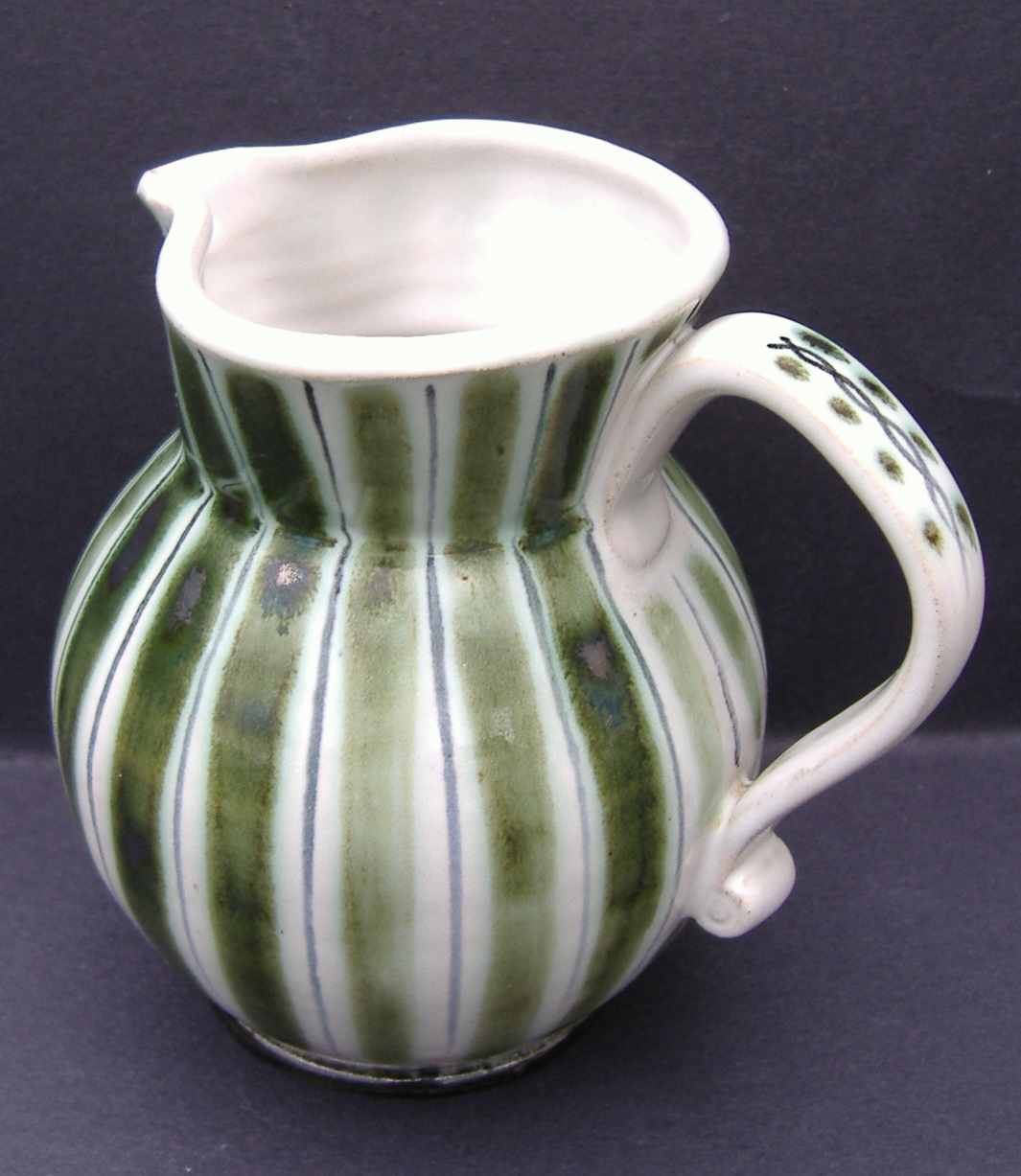 Ruby's Rooms gallery: Rye Pottery