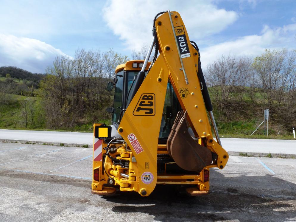 Buldoexcavator JCB 3CX NOU, ORE DEMONSTRATIVE