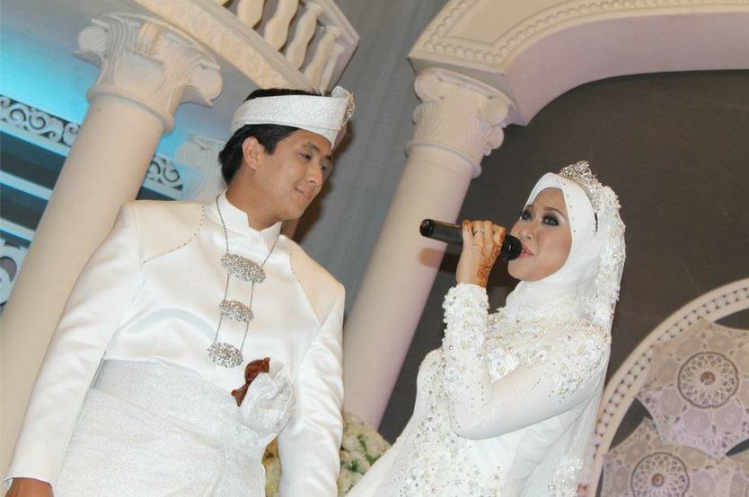 ctnhoney: 13 Gambar Perkahwinan Akma AF Dan Farih Hamshi