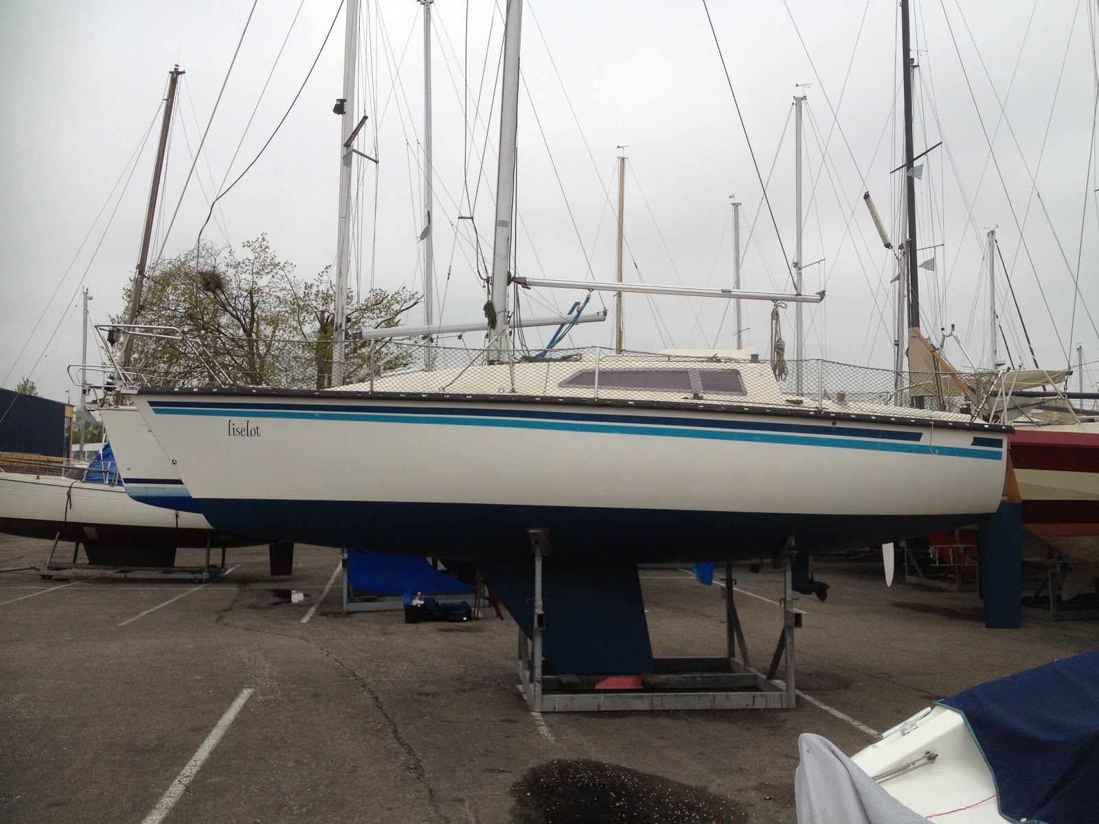 Sailing a Kelt 760 yacht: Home