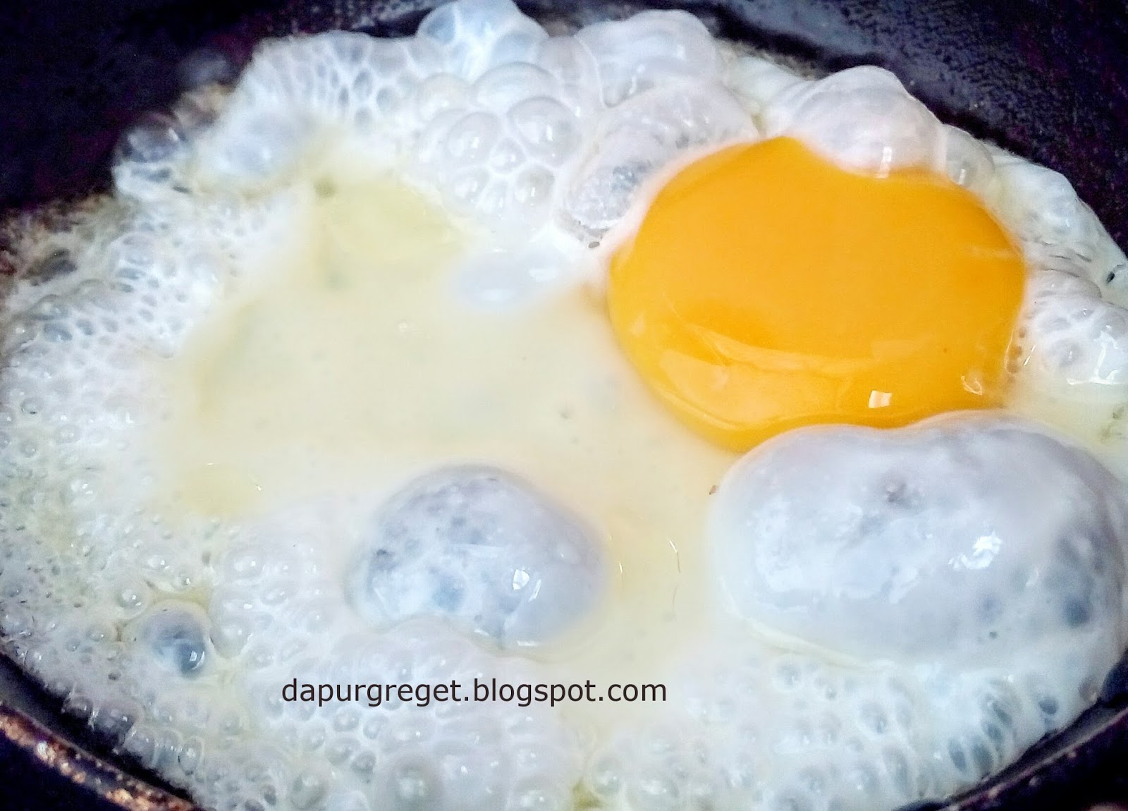 Dapur Greget: Tips : Cara Mudah Masak Telur (Easy Steps Cook Egg)