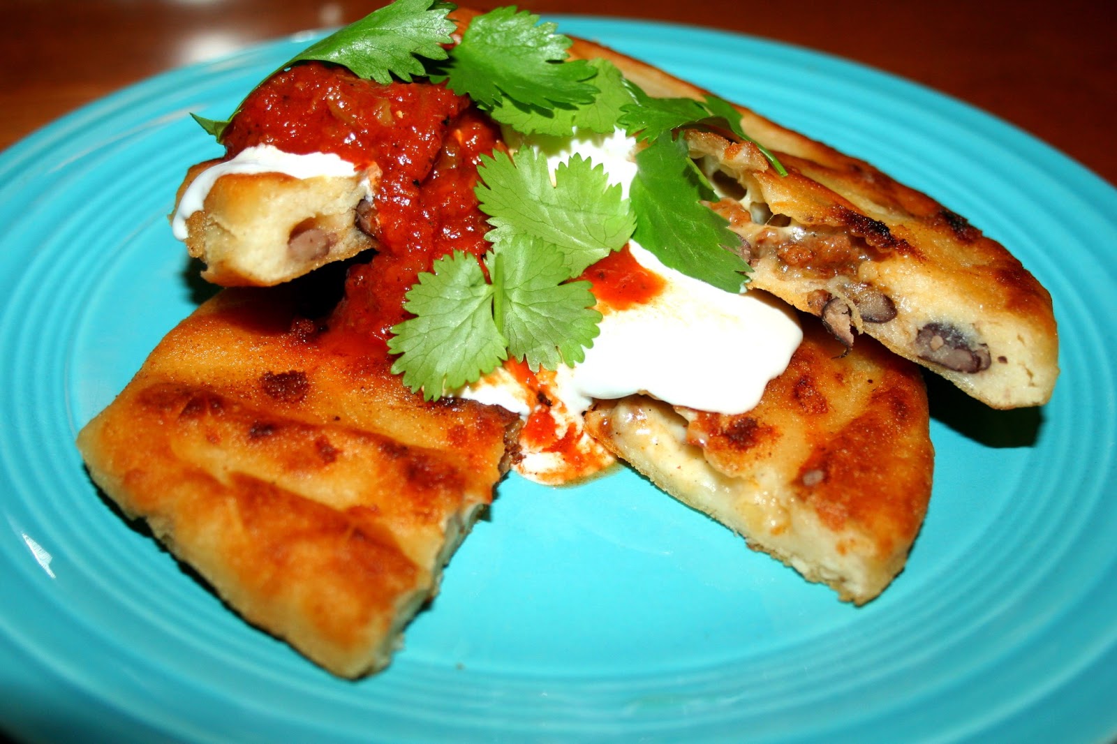 Cheers to Happy: Pupusas...