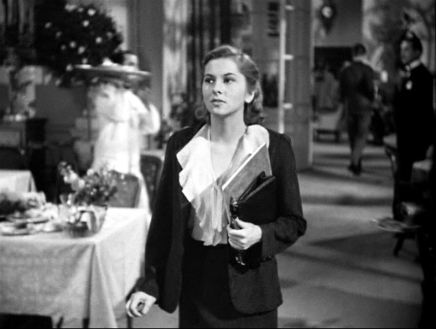 Rebeca, el origen del nombre de esta prenda de vestir - El armario de ...