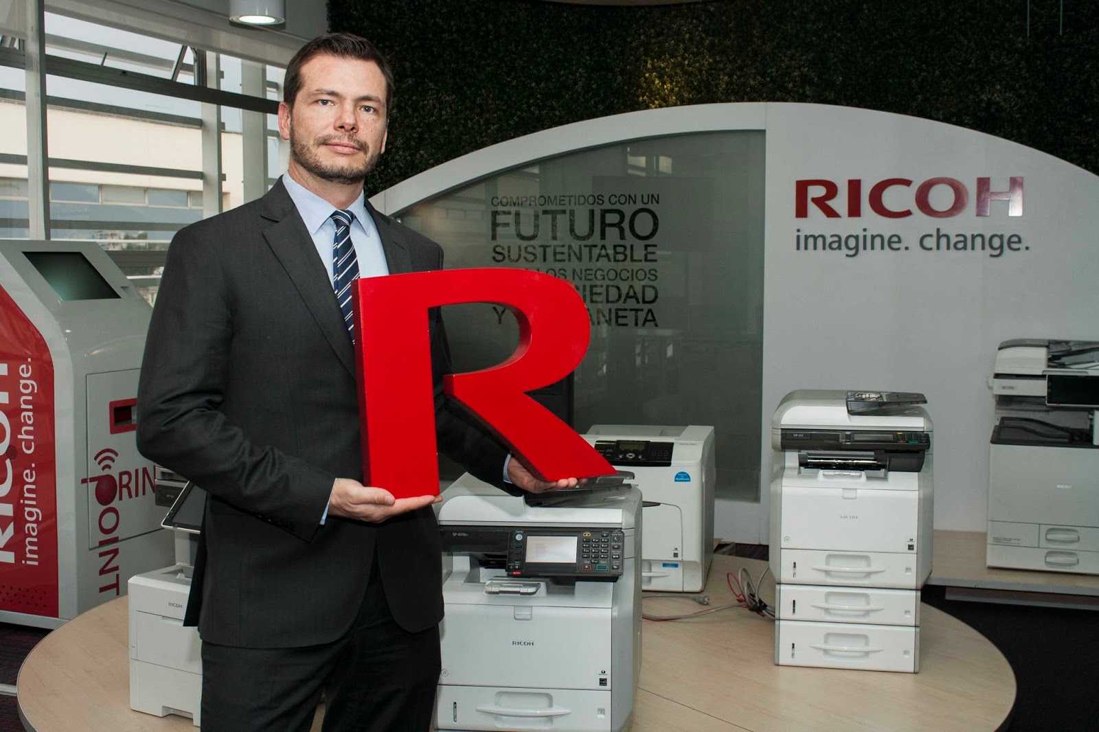 Patricia Amaya Comunicaciones: Ricoh estrena gerente en Colombia