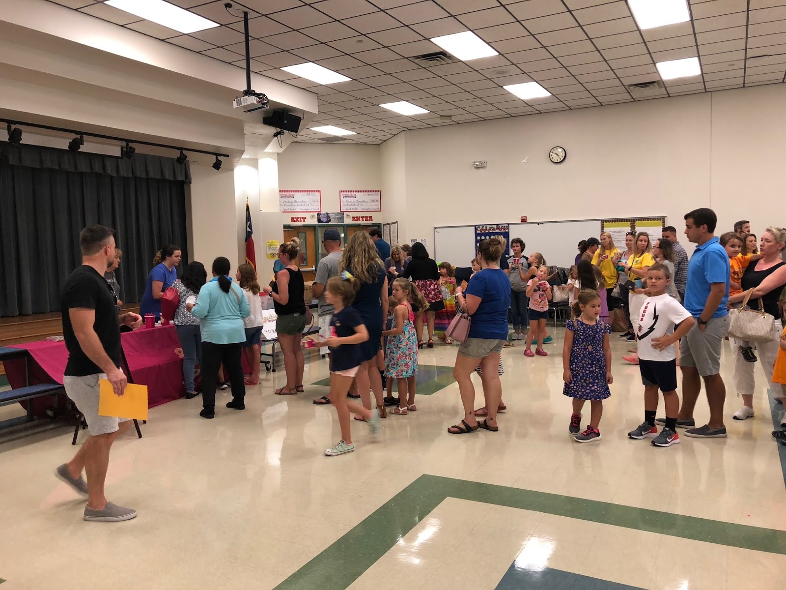 Crafty Texas Girls: PTA Ideas for Kicking Off the Year!