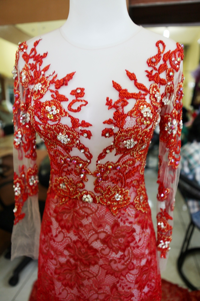 INADE DESIGN: The Red Queen - Kebaya Merah