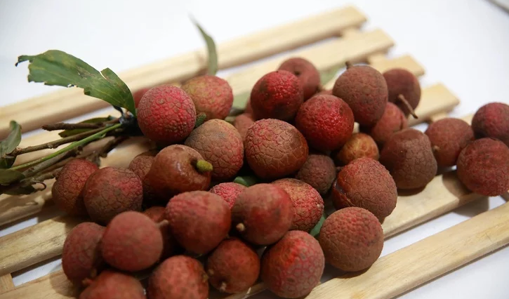 Buah Leci - Sirup TJAMPOLAY