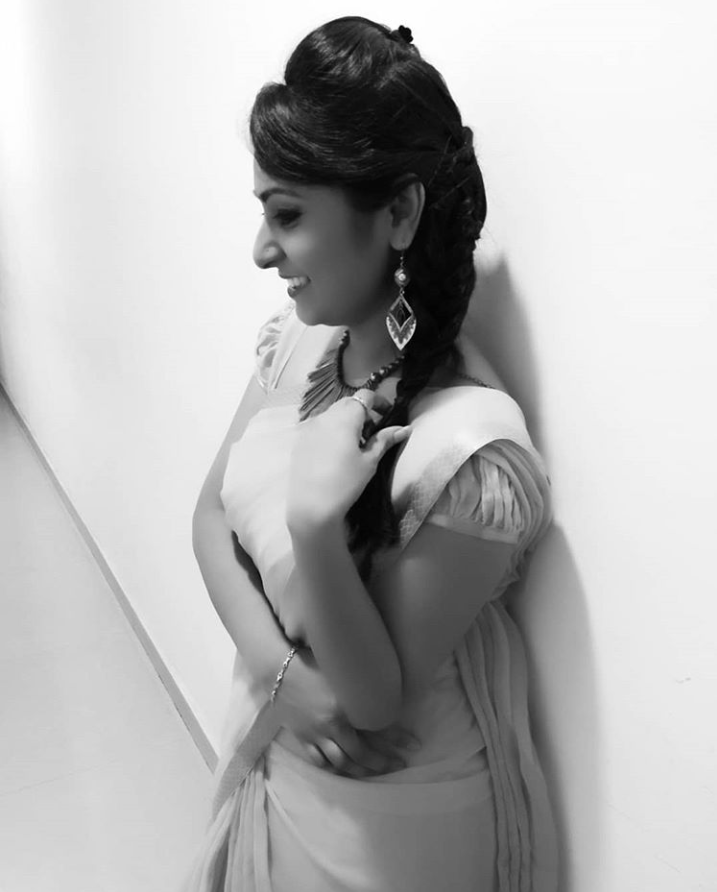 Anchor dimple divya jyothi hot, cute, images, pics, photos collection 1 ...