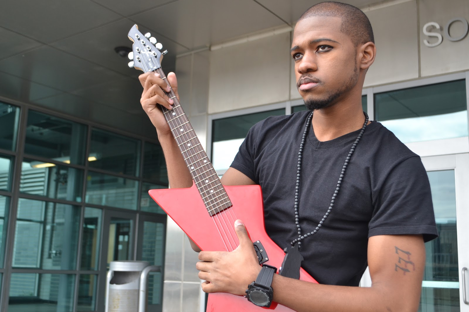 The Only Jaiden: Merry Christmas from THE ONLY JAIDEN; VERSACE Mens ...