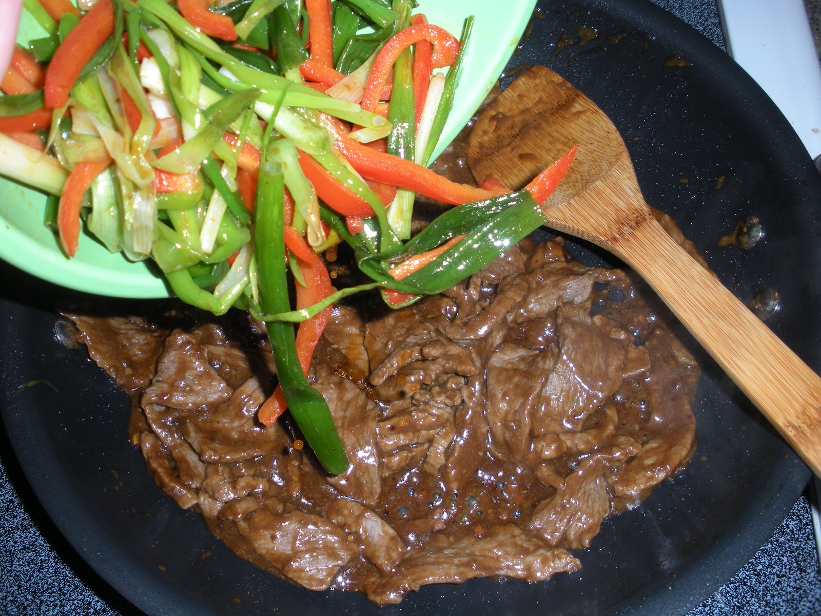 Kendra's Kitchen Creations: Quick n Easy Wasabi Beef Fajitas