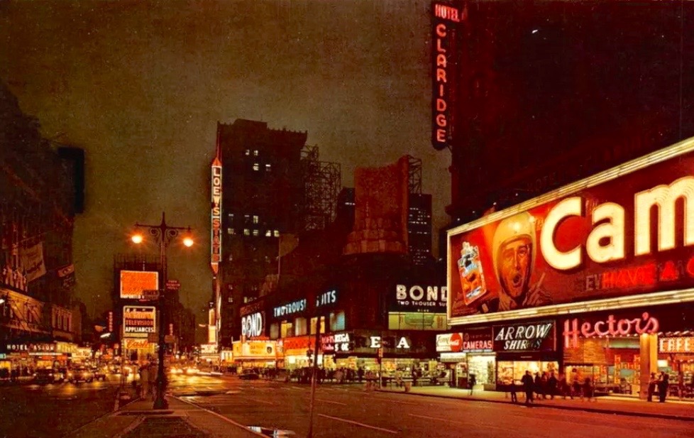 ART SKOOL DAMAGE : Christian Montone: Times Square: 1935 - 1973