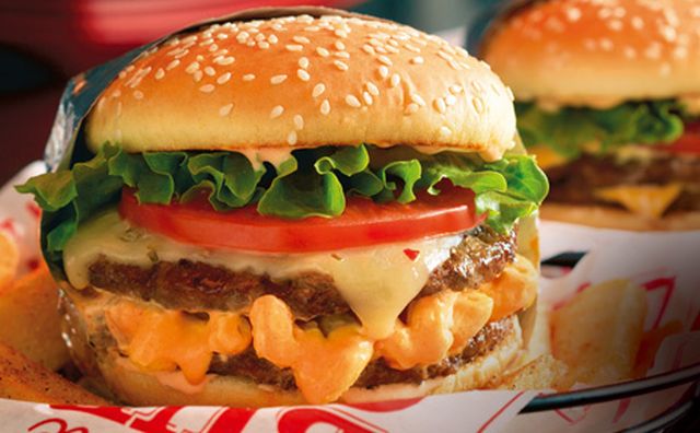 Red Robin Expands Tavern Menu with New Cheese Lover's Dishes