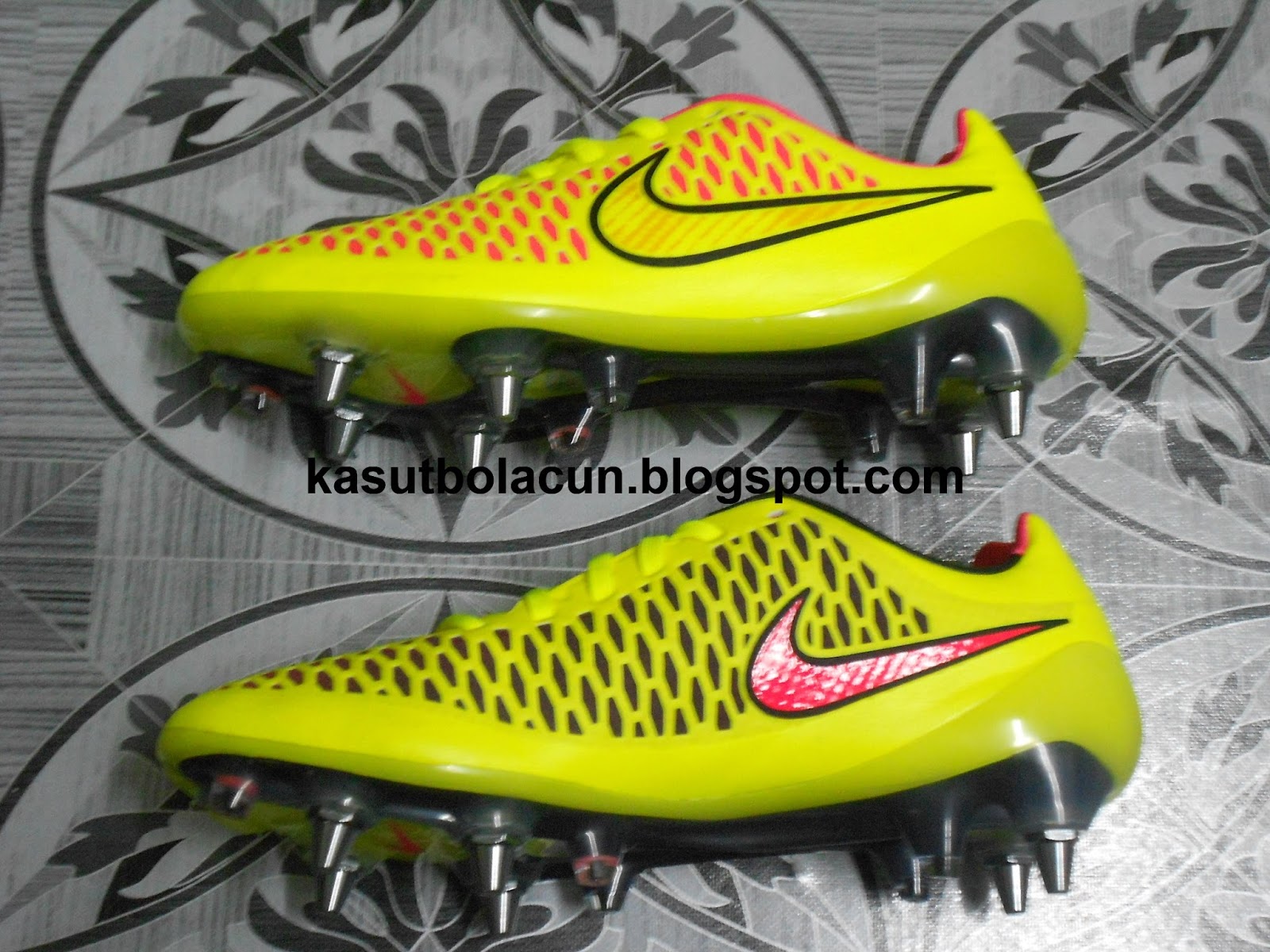 Kasut Bola Cun/Nice Football Boots: Nike Magista Opus SGpro