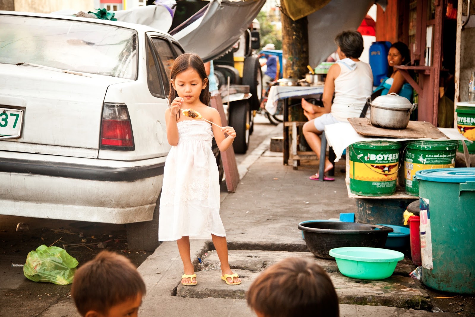What Coffey's brewing in the Philippines...: Life in Urban Poor Manila ...