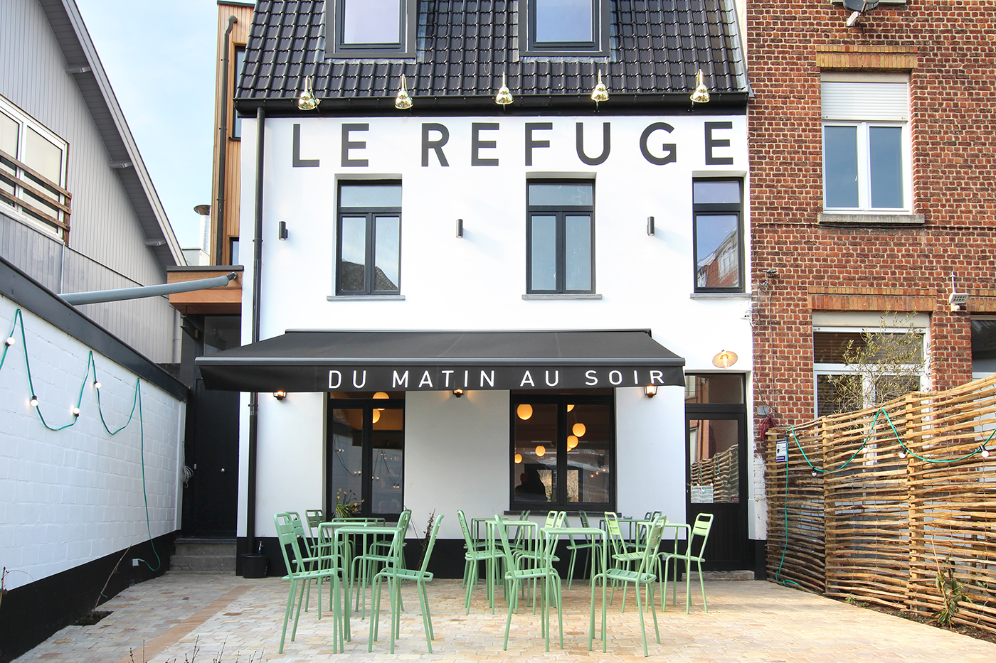 Vanessa Serendipity: Café Le Refuge...