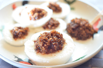 Kitchen Limited: Chwee Kueh - Salty Rice Cake (Singapore Style)
