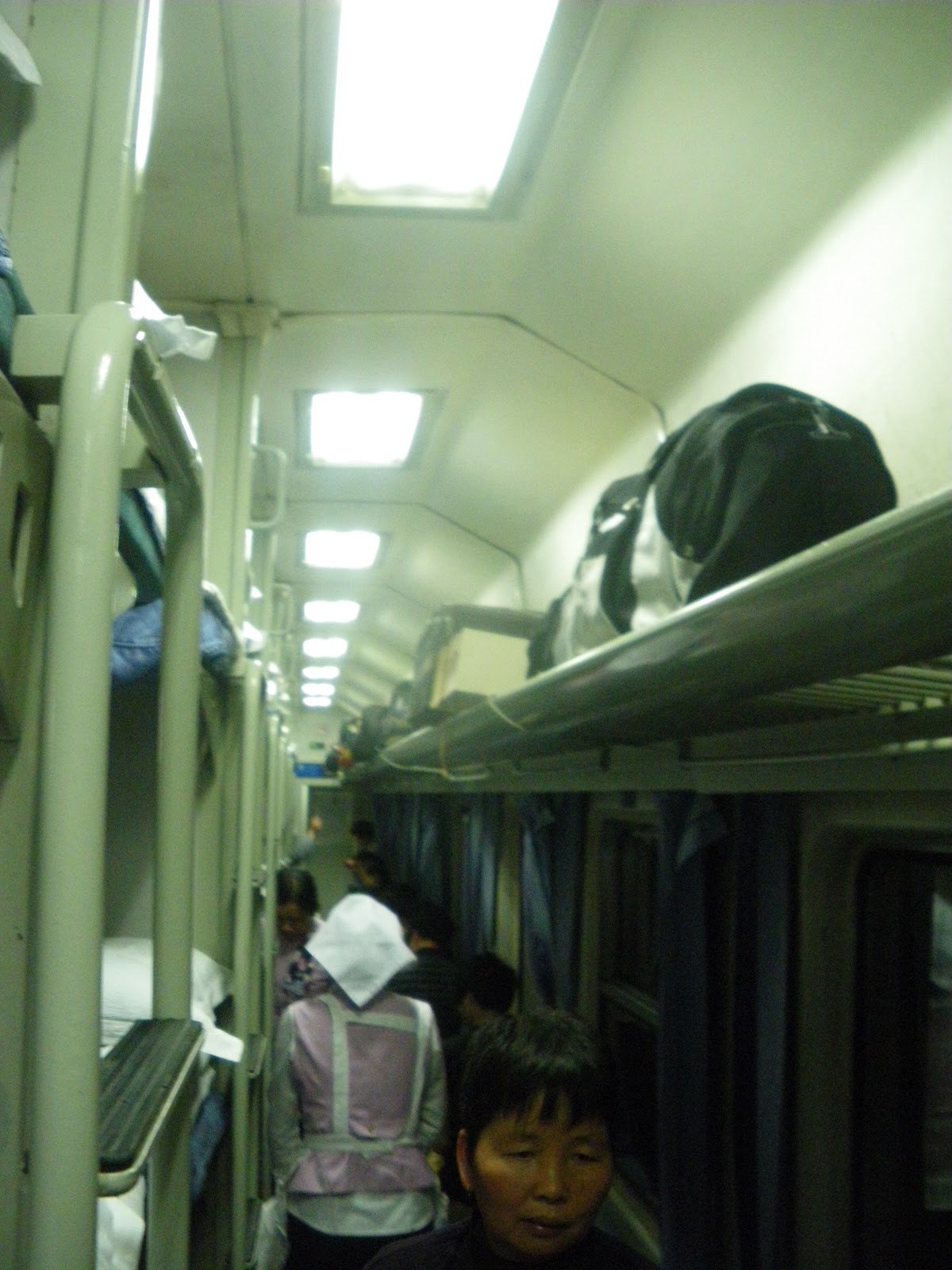 Backpacking in Guangdong Province: Shenzhen to Yongding Night Train ...