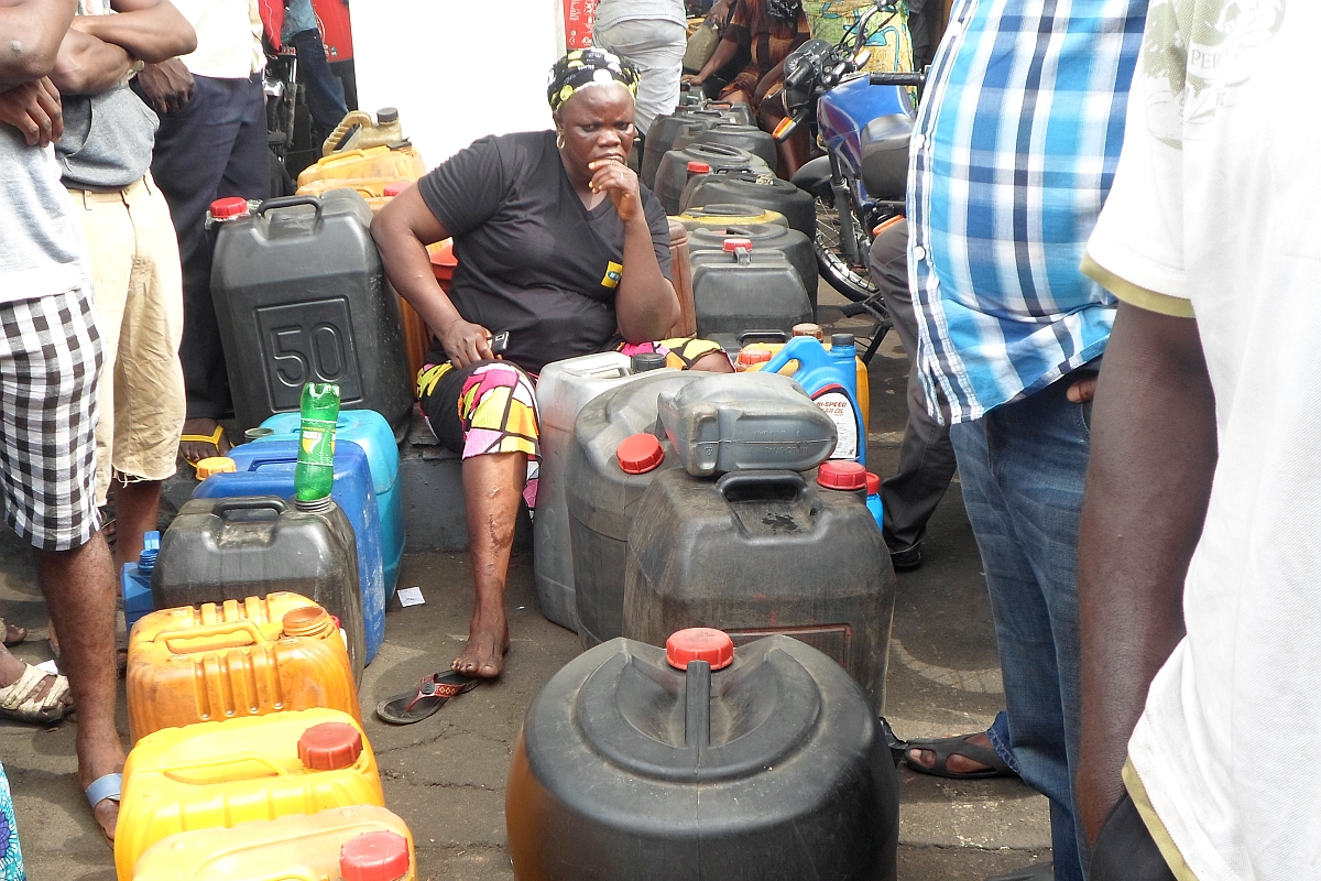Fuel scarcity Today in Nigeria-A sad sign of the times